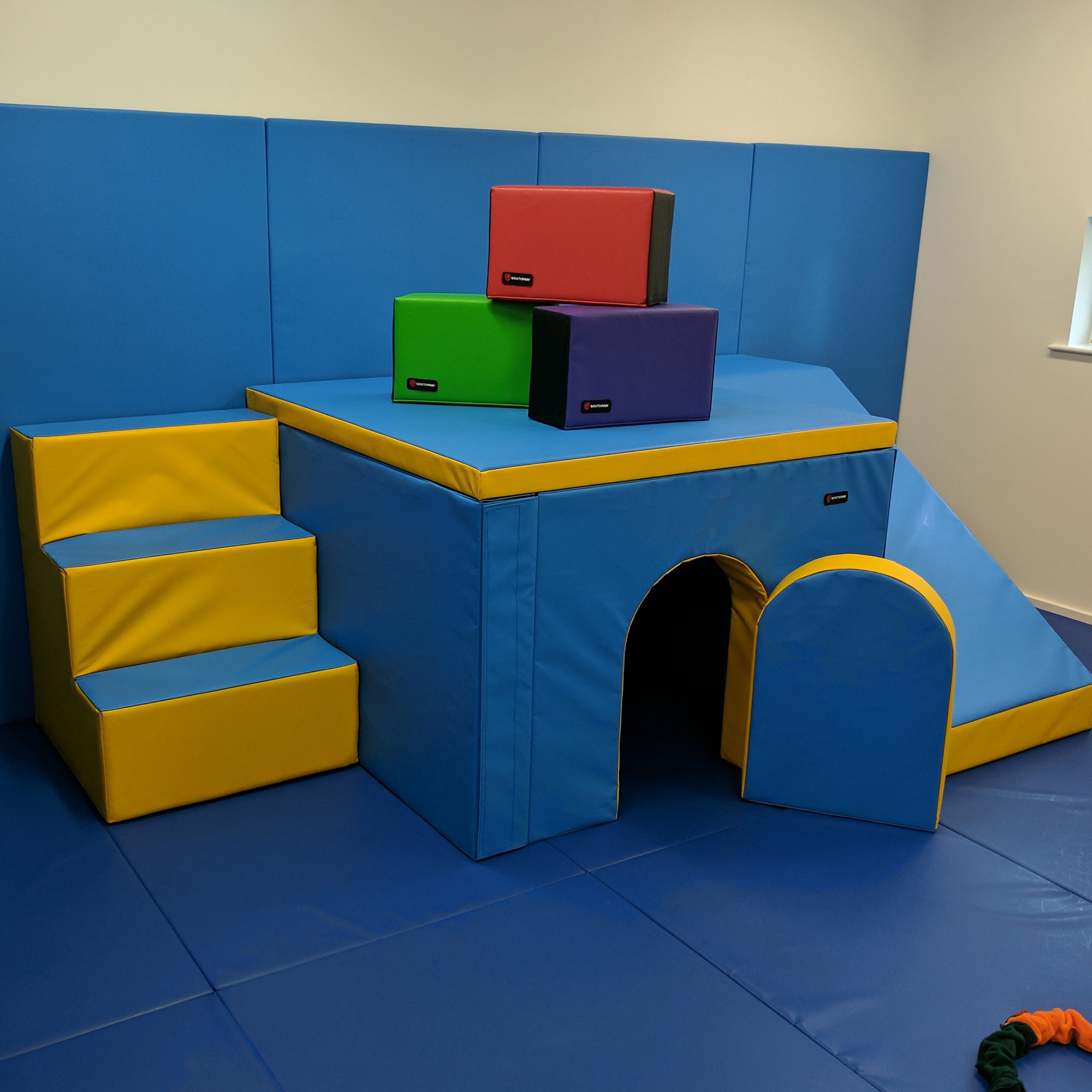 Playhouse - Southpaw.co.uk